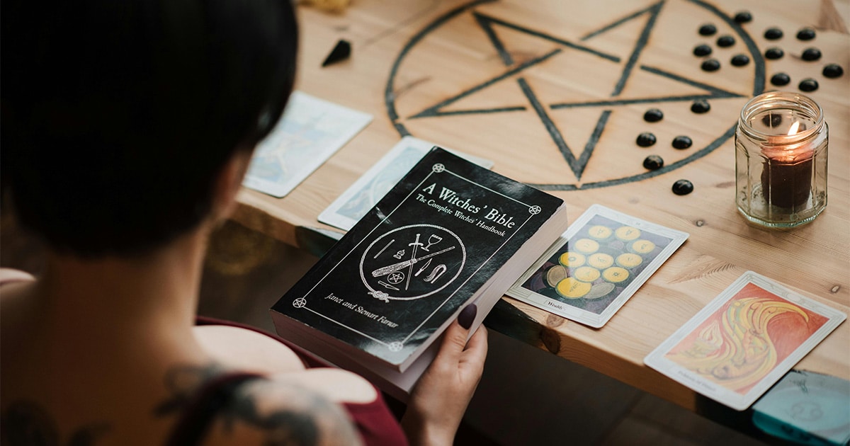 Are Tarot Cards Satanic? - TTAROTT.com